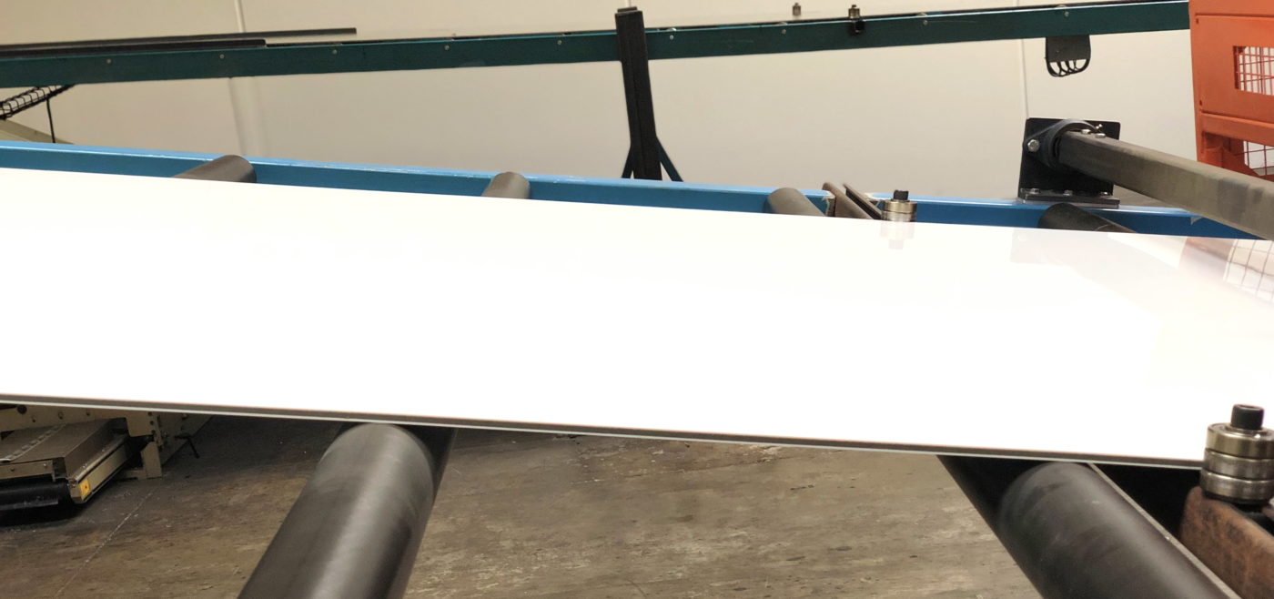 Kompakte plastplater 12 mm farge hvit - Sørbøen Bygg & Landbruk