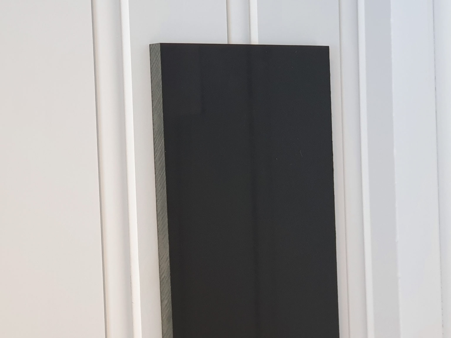 Kompakte plastplater 6-18 mm farge sort/svart - Sørbøen Bygg & Landbruk